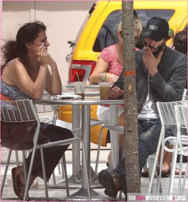 KEANEWS: July 22 2010 Keanu Reeves looks more homeless hobo than ...